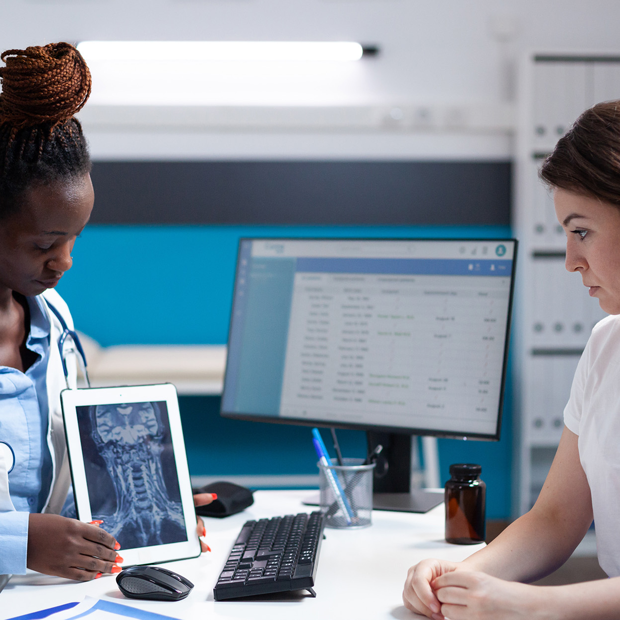 Lithium-Ion Battery Advantages | Solutions for tomorrow